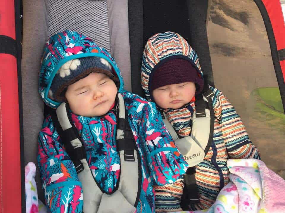What To Expect When Raising Twins And How Its Awesome Compared To A