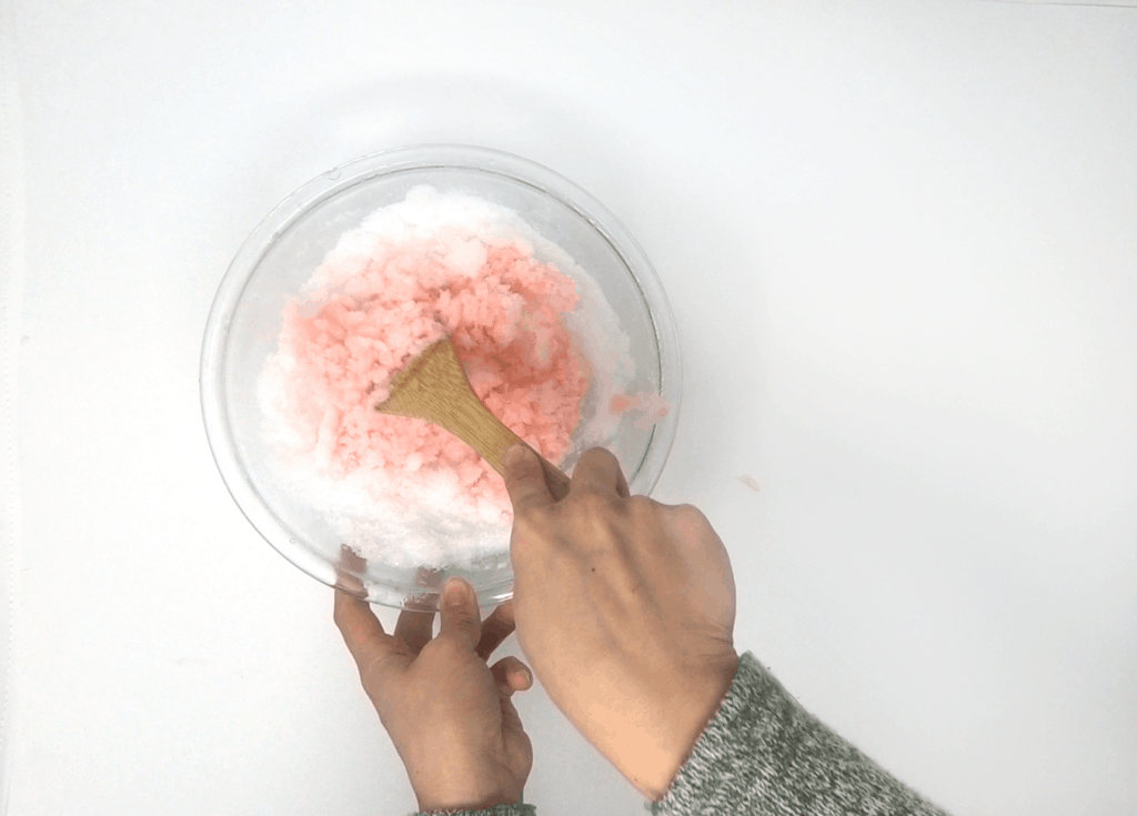 Easy Snow Popsicles Dessert that Everyone Will LOVE! – The Crazy ...