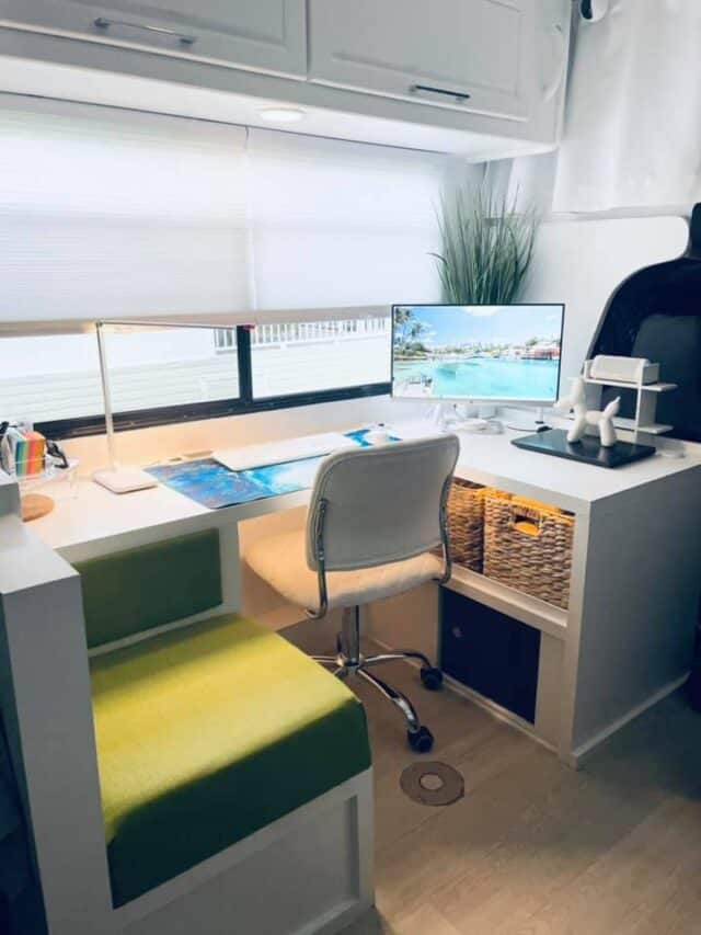 27 RV Office Conversion Ideas to Transform Your Space [Video + Pictures ...