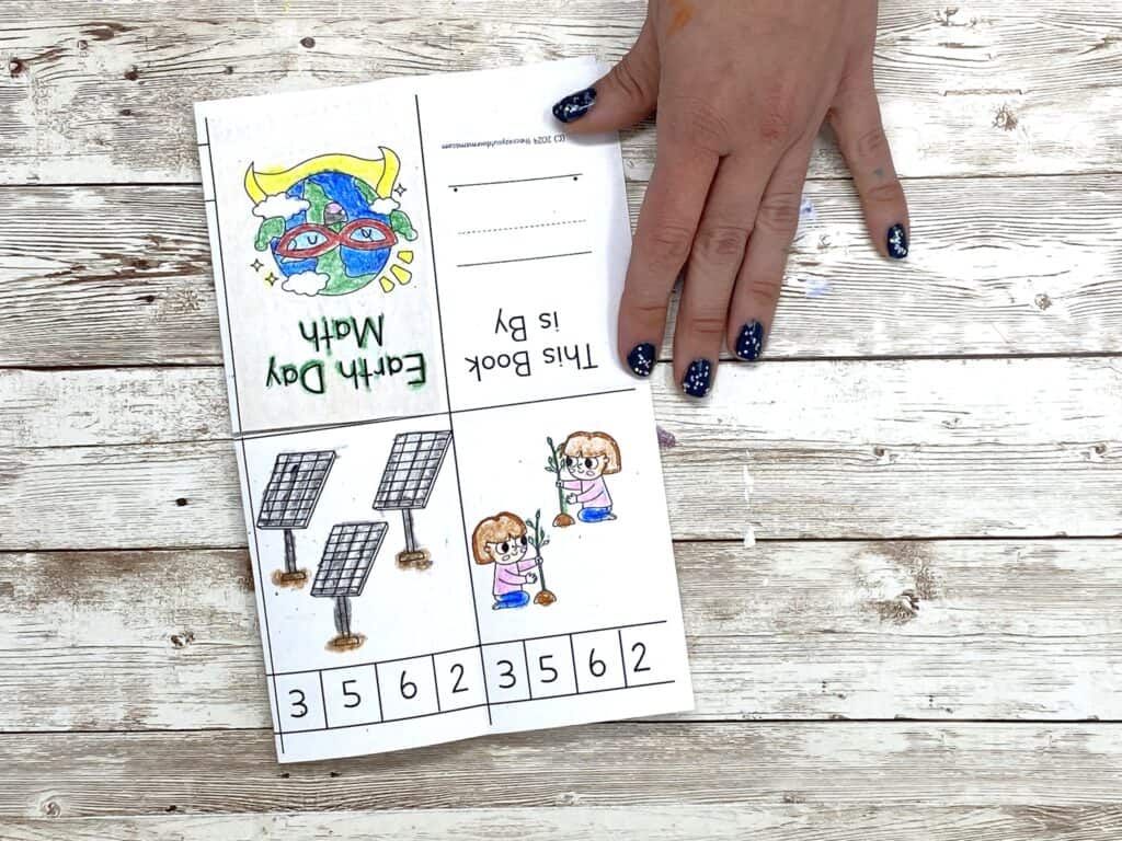 Cute Preschool Math Earth Day Activity (Free Printable) – The Crazy ...