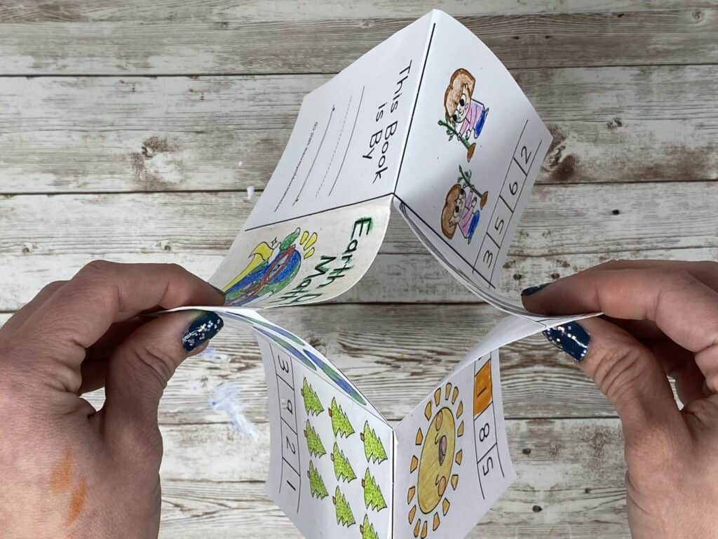 Cute Preschool Math Earth Day Activity (Free Printable) – The Crazy ...