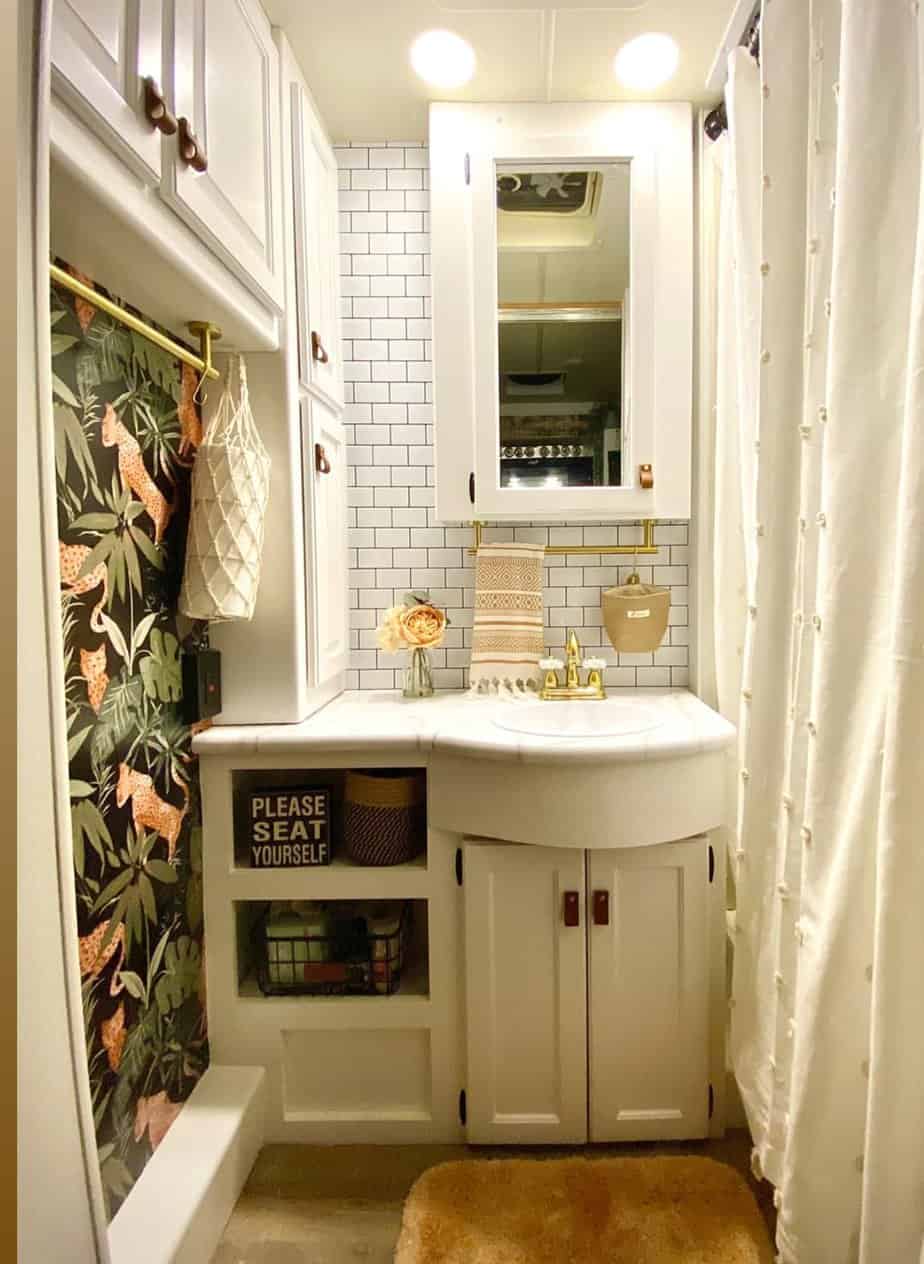 11 RV Bathroom Makeovers to Inspire You! – The Crazy Outdoor Mama