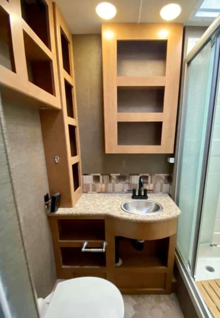 11 RV Bathroom Makeovers to Inspire You! – The Crazy Outdoor Mama